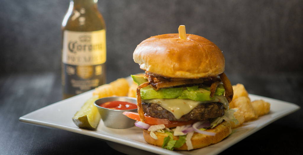 Three Monkeys Pub - Three Monkeys Pub